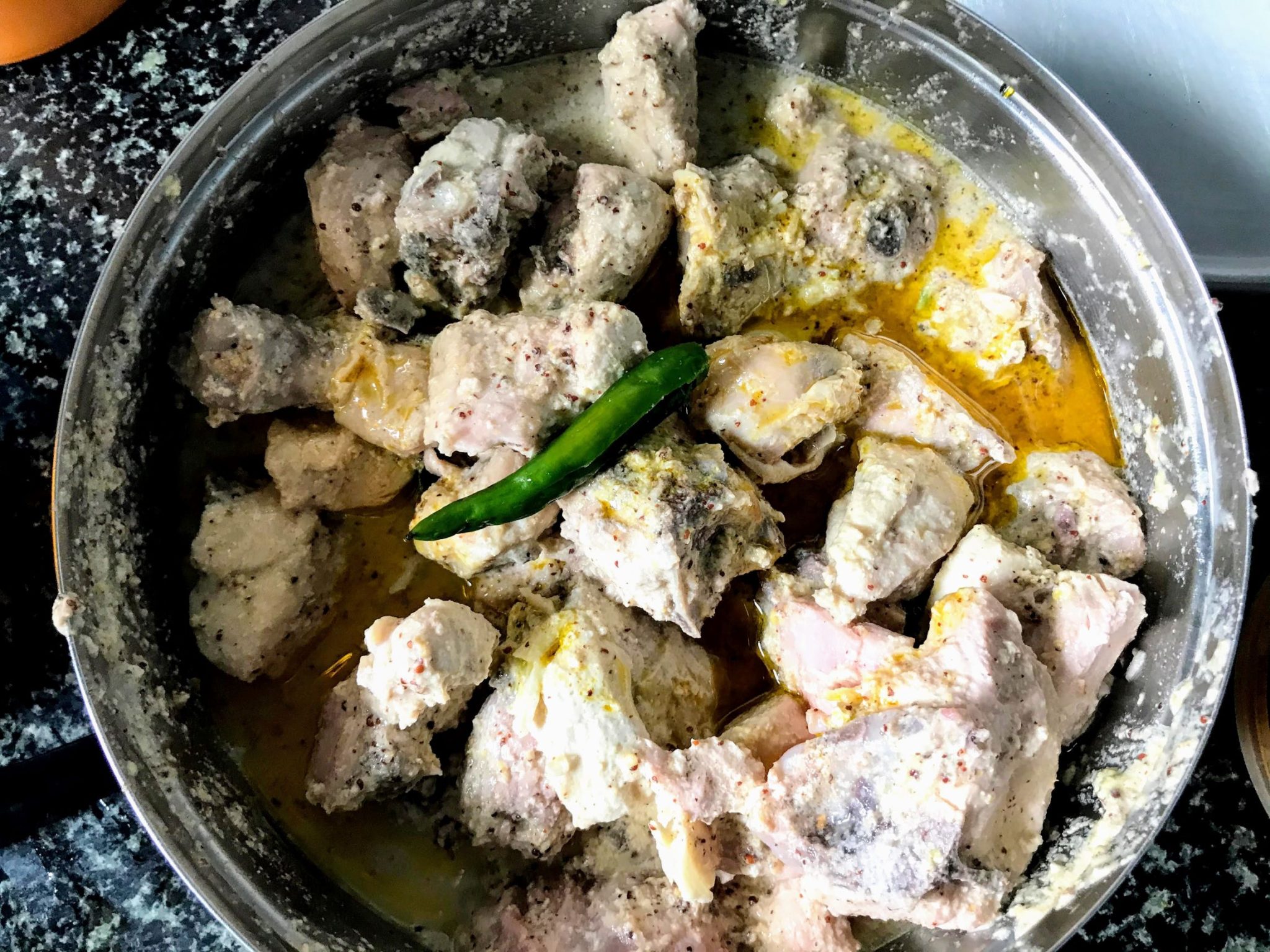 Shorshe Chicken/Chicken In Mustard Sauce-Everydayrecipe.in